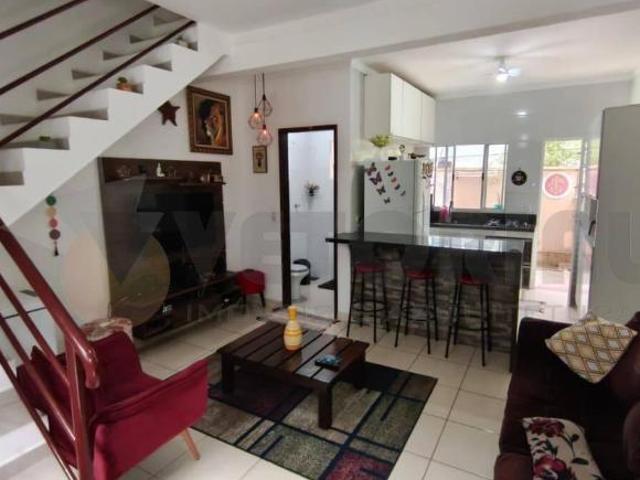 Sobrado com 2 dormitórios à venda no Morro do Algodão Caraguatatuba/SP