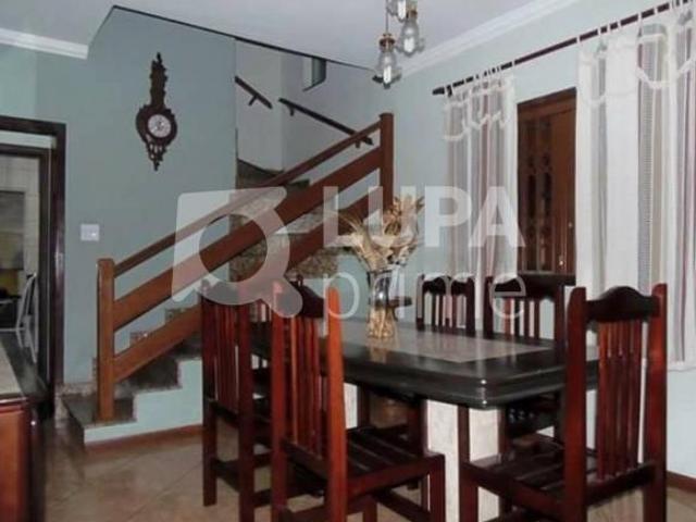 Sobrado com 2 dormitórios à venda na Casa Verde!