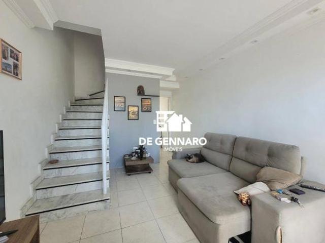 Sobrado com 2 dormitórios à venda por R$ 310.000 Vila Antártica Praia Grande/SP