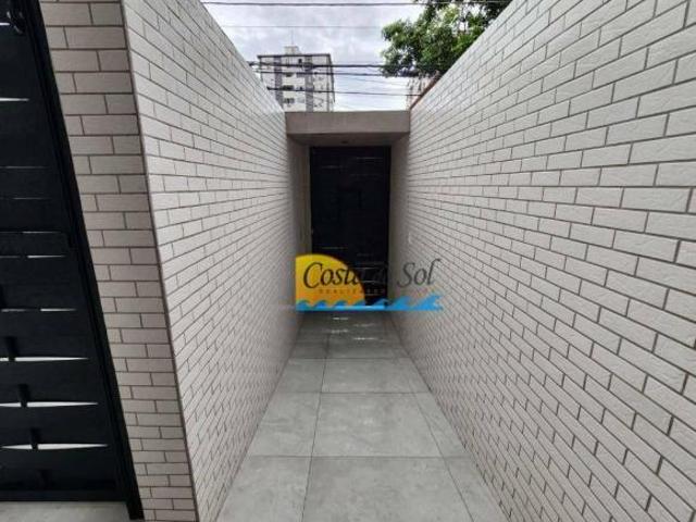 Sobrado com 2 dormitórios à venda por R$ 810.000,00 Campo Grande Santos/SP