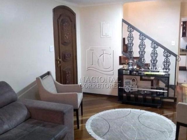 Sobrado com 2 dormitórios, área gourmet, 2 vagas à venda, 149 m² Santa Maria