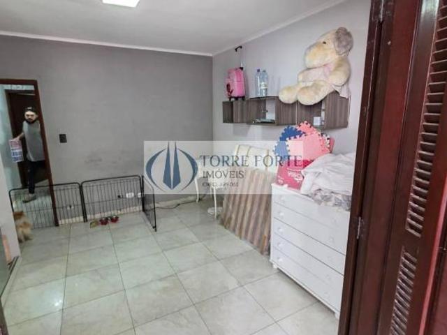 Sobrado com 2 Dormitórios, Closet e Varanda Superior