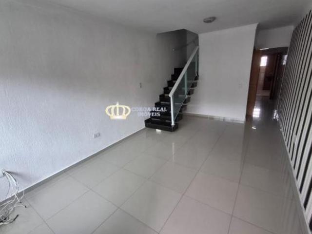 SOBRADO COM 2 DORMITORIOS E 3 VAGAS PROXIMO A AVENIDA ITAQUERA