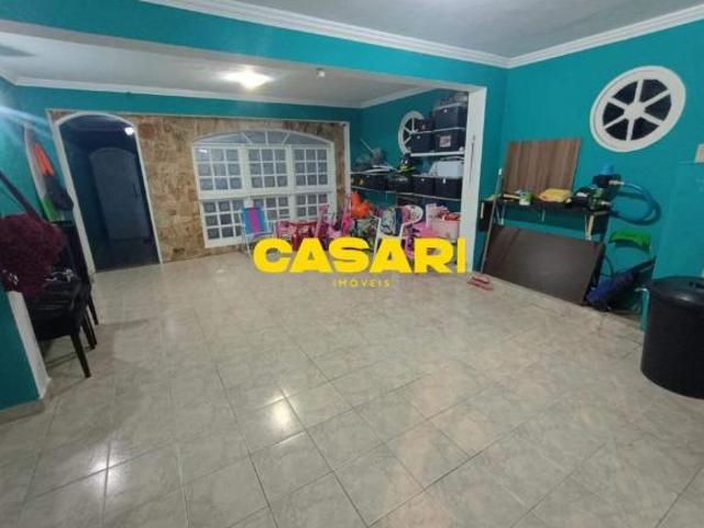 Sobrado com 2 Dormitórios e 2 Vagas à Venda no Bairro Assunção – São Bernardo do Campo