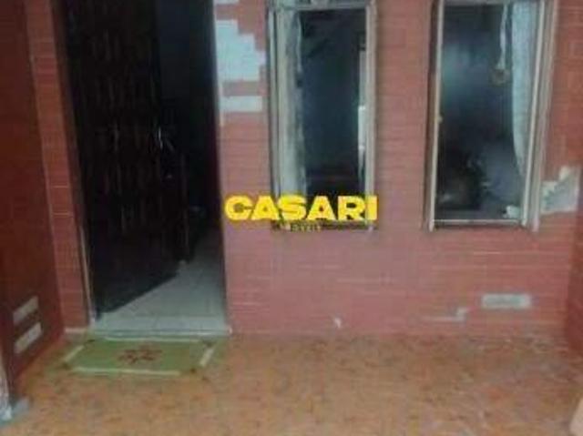 Sobrado com 2 dormitórios e vaga coberta à venda – Conforto e praticidade