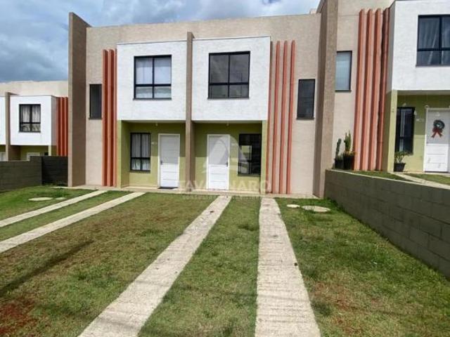 Sobrado com 2 Dormitórios em Condomínio Fechado no Jardim Carvalho!