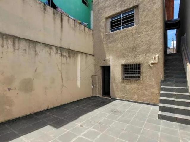 Sobrado com 2 dormitórios para alugar, 161 m² por R$ 3.000,00/mês Jardim Stella Santo André/SP