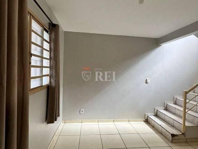Sobrado com 2 dormitórios para alugar, 1 m² por R$ 2.700,00/mês Jardim Marconal Rio Verde/GO