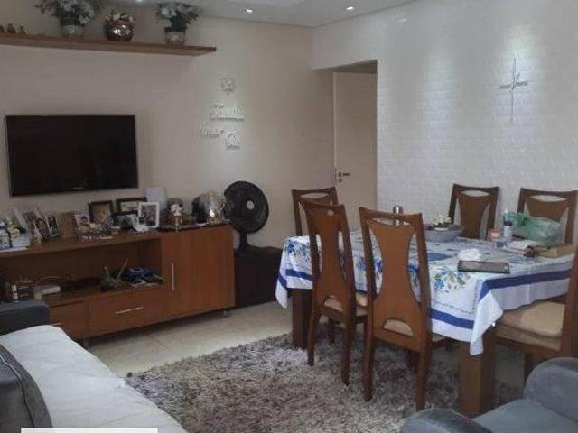 Sobrado com 2 dormitórios paticamente todo mobiliadomcom armários nos quartos, cozinha wcs e quarto
