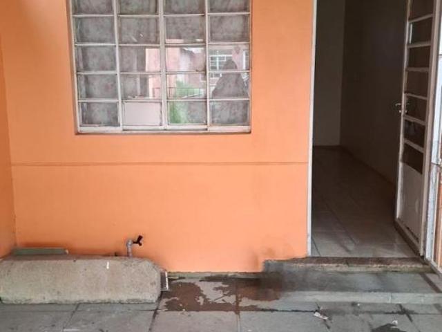 Sobrado com 2 dormitórios Restinga