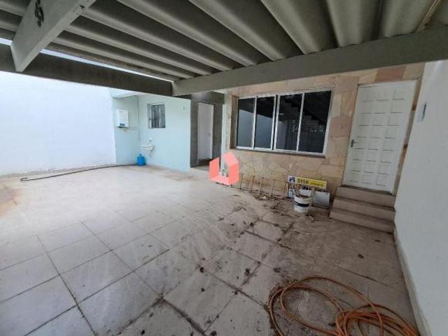 Sobrado com 2 dormitórios sendo 1 suite, 03 vagas de garagem, AC 129,0M2 Centro São Bernardo do