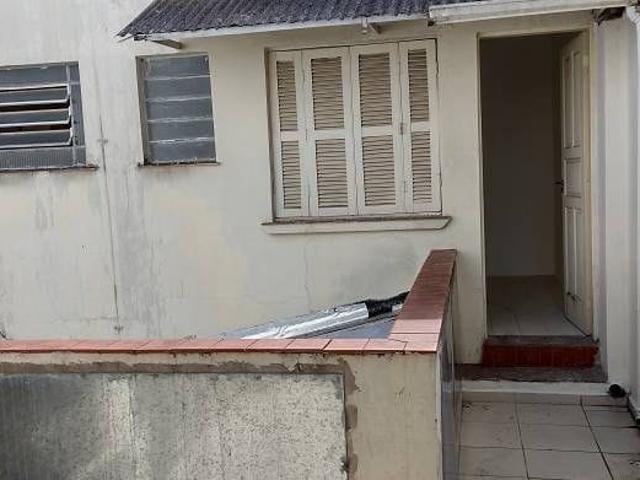 Sobrado com 2 dormitórios, 1 vaga para alugar, 146 m² por R$ 2.500/mês Vila Regente Feijó/SP