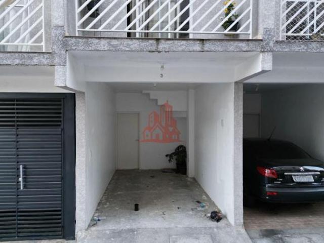 Sobrado com 2 dormitórios, 81 m