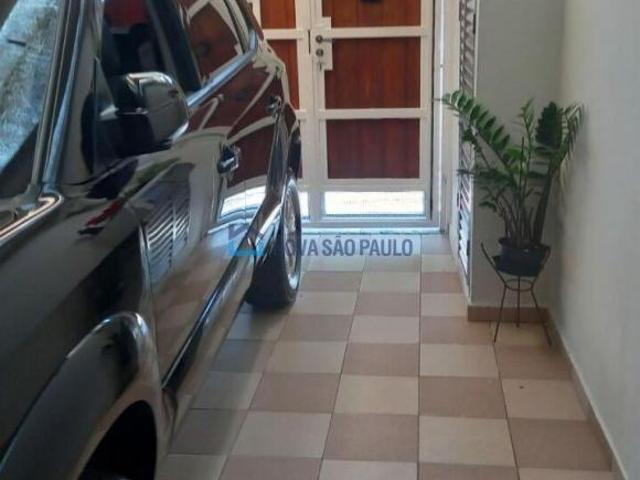 Sobrado com 2 quartos, 1 vaga, no Jardim Aeroporto