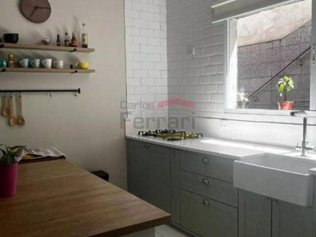 Sobrado com 2 quartos, 1 suite, 2 vagas à venda, 200m² Jardim Daysy /Bortolandia