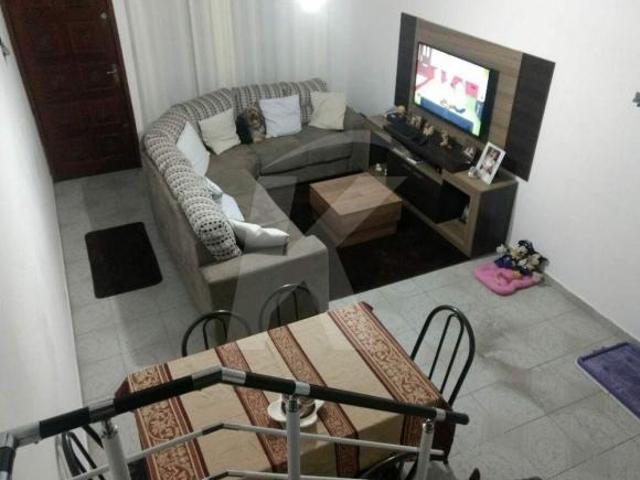 Sobrado com 2 quartos, 2 Banheiros e Garagem