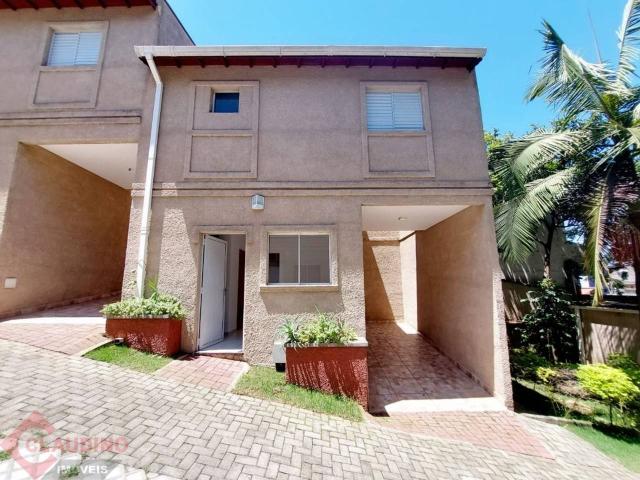 Sobrado com 2 quartos, 64 m²