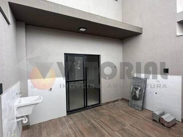 Sobrado com 2 quartos, 74m², à venda em Caraguatatuba, Pontal de Santa Marina