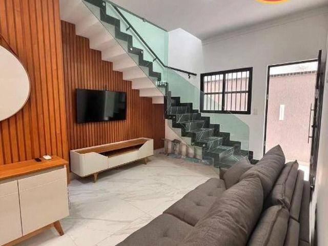 Sobrado com 2 quartos à venda, 60 m² por R$ 385.000 Maracanã Praia Grande/SP