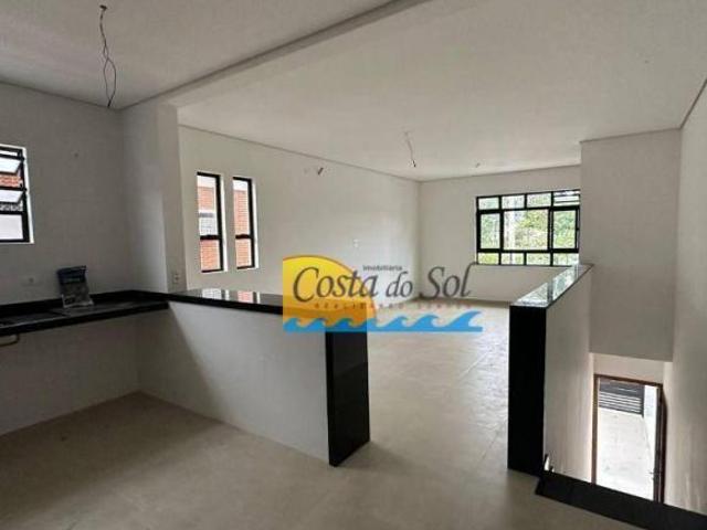 Sobrado com 2 quartos à venda, 80 m² por R$ 715,000,00 Vila Belmiro Santos/SP