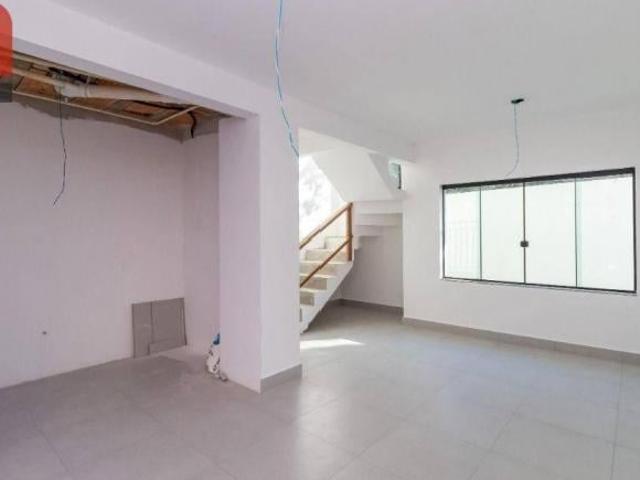 Sobrado com 2 quartos à venda, 82 m² por R$ 599.000 Santa Felicidade Curitiba/PR