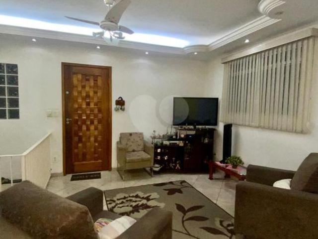 Sobrado com 2 quartos à venda em Vila mazzei SP