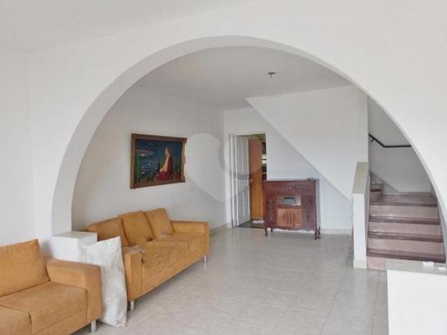 Sobrado com 2 quartos à venda em Vila nivi SP