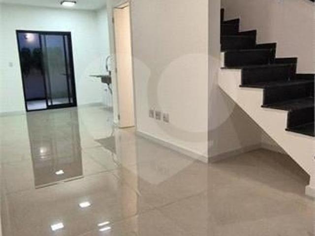 Sobrado com 2 quartos à venda em Vila paiva SP