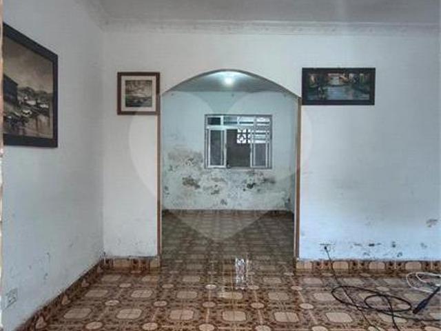 Sobrado com 2 quartos à venda em Aparecida SP