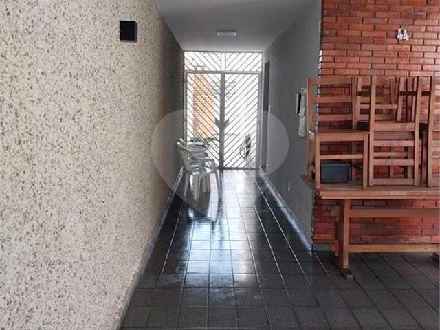 Sobrado com 2 quartos à venda em Bortolândia SP