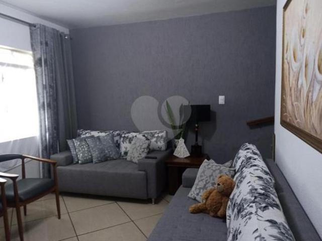 Sobrado com 2 quartos à venda em Bortolândia SP