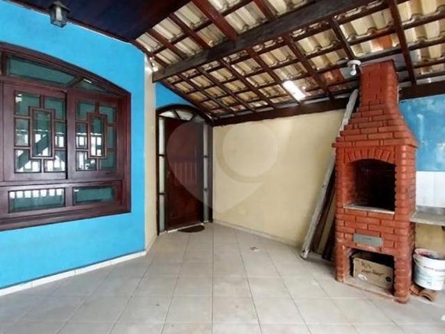 Sobrado com 2 quartos à venda em Guilhermina SP
