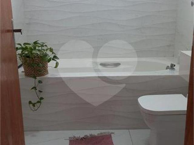 Sobrado com 2 quartos à venda em Jardim daysy SP