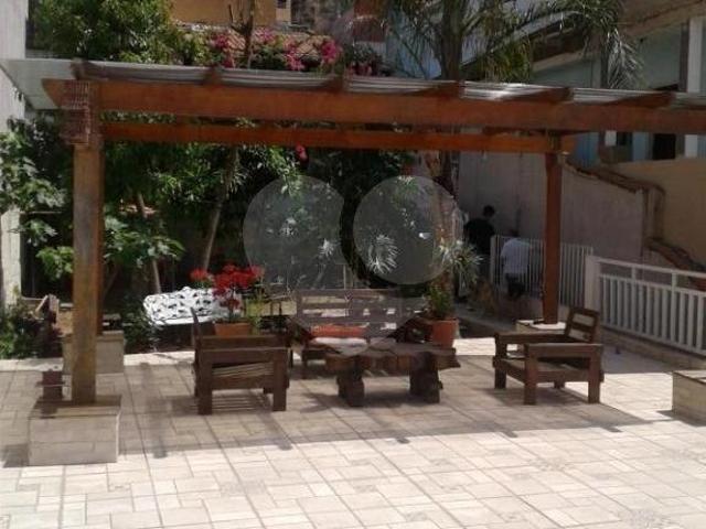 Sobrado com 2 quartos à venda em Jardim rossin SP