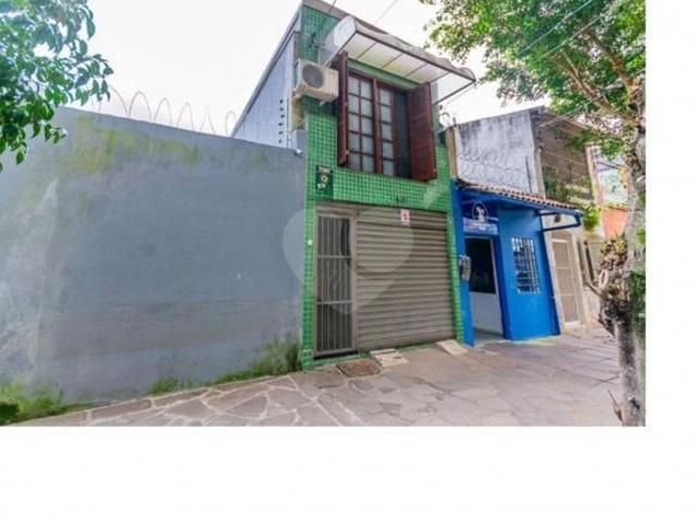 Sobrado com 2 quartos à venda em Menino Deus RS