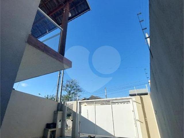 Sobrado com 2 quartos à venda em Nova Cerejeira SP