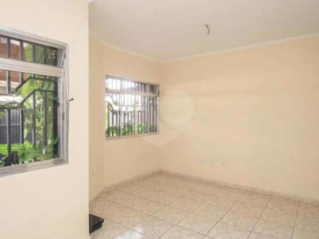 Sobrado com 2 quartos à venda em Parada inglesa SP