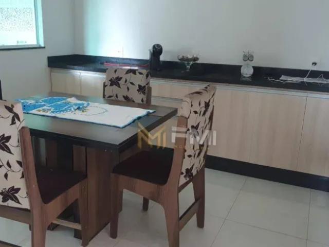 Sobrado com 2 Quartos e 1 banheiro à Venda, 229 m² por R$ 480.000