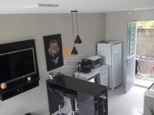 Sobrado com 2 Quartos e 1 banheiro à Venda, 45 m² por R$ 210.000