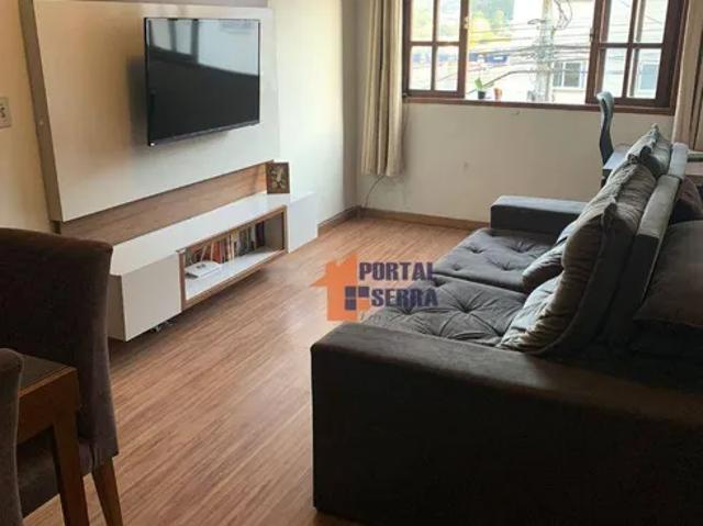 Sobrado com 2 Quartos e 1 banheiro à Venda, 48 m² por R$ 200.000