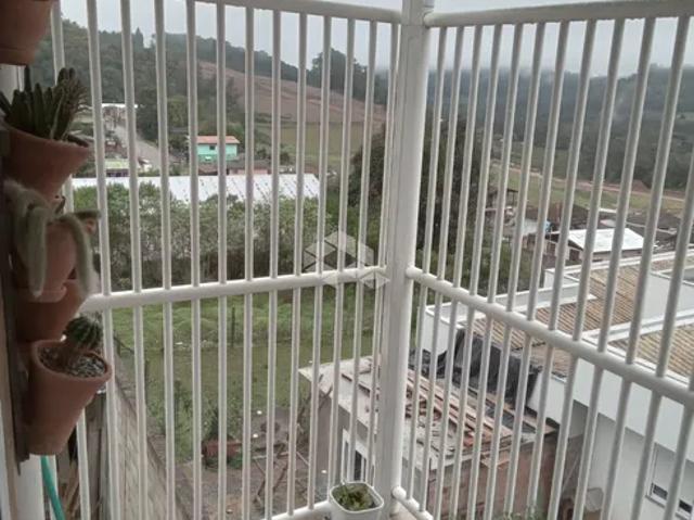 Sobrado com 2 Quartos e 1 banheiro à Venda, 49 m² por R$ 180.000