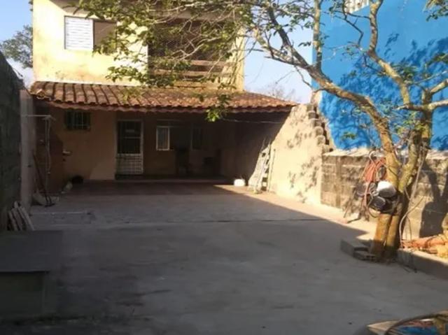 Sobrado com 2 Quartos e 1 banheiro à Venda, 60 m² por R$ 165.000