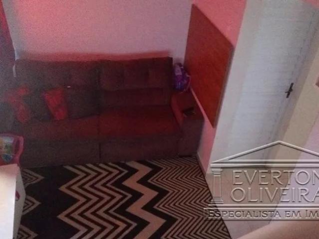 Sobrado com 2 Quartos e 1 banheiro à Venda, 74 m² por R$ 270.000