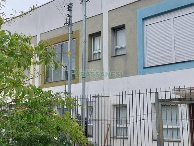Sobrado com 2 Quartos e 1 banheiro à Venda, 88 m² por R$ 230.000