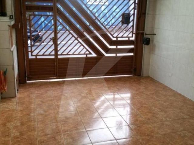 Sobrado com 2 Quartos e 1 vaga, Confira !