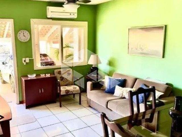 Sobrado com 2 quartos e 1 vaga de garagem no Jardim Leopoldina, 106 m² por R$ 350.000