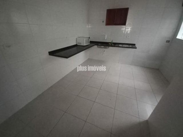 Sobrado com 2 Quartos e 2 banheiros à Venda, 100 m²