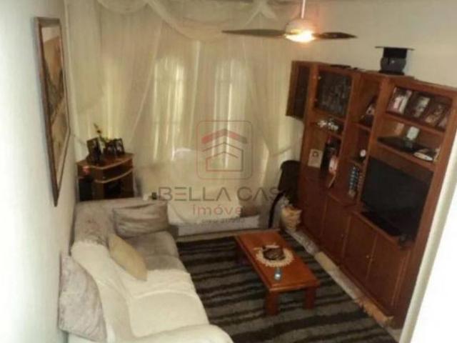 Sobrado com 2 Quartos e 2 banheiros à Venda, 100 m²