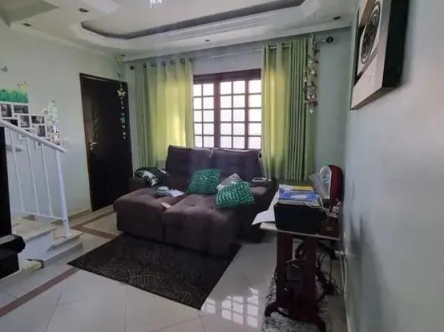Sobrado com 2 Quartos e 2 banheiros à Venda, 106 m² por R$ 369.000