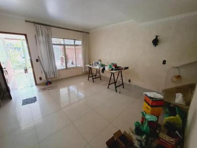 Sobrado com 2 Quartos e 2 banheiros à Venda, 115 m² por R$ 550.000